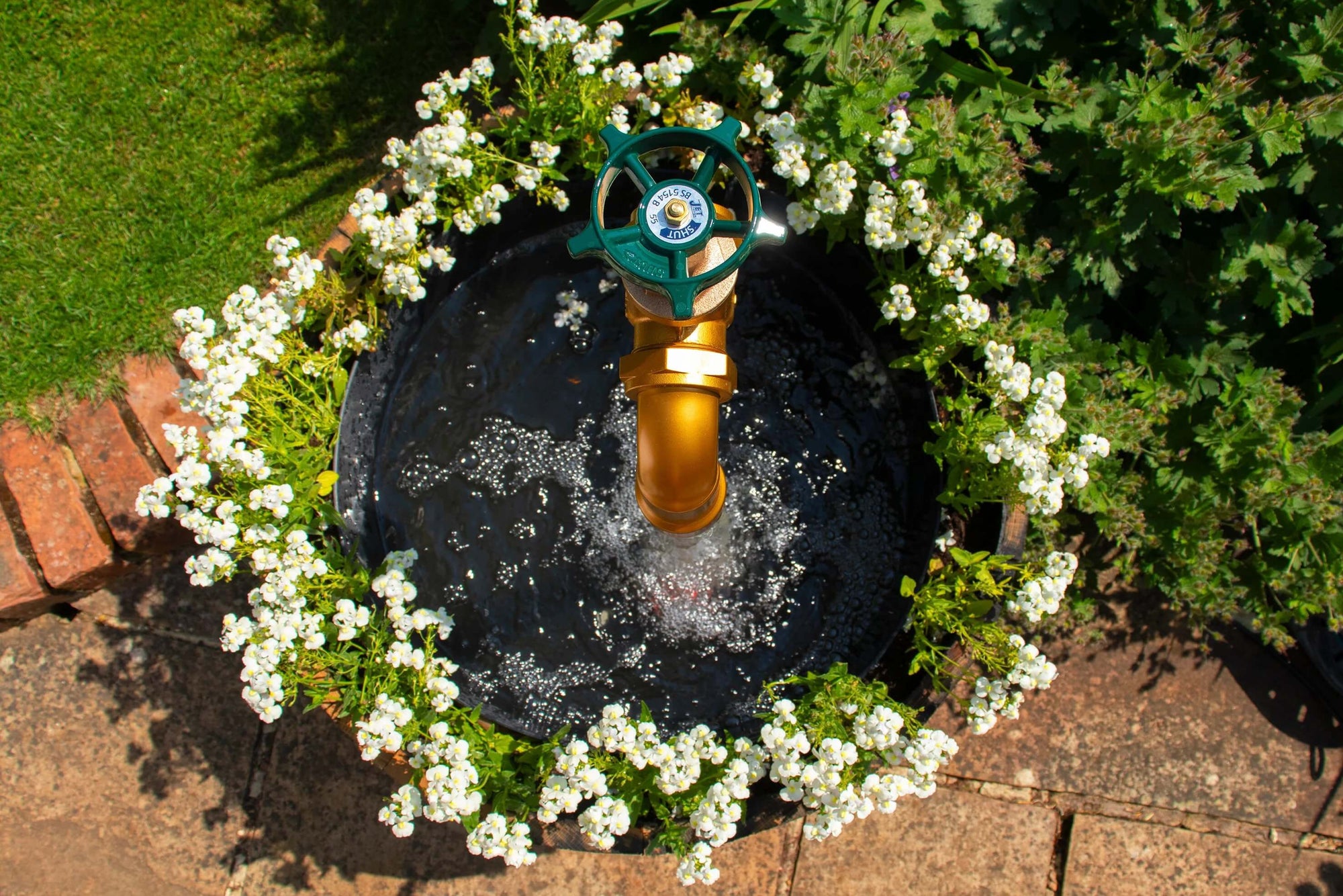 The Impossible Floating Tap | Garden Water Feature | UK Based